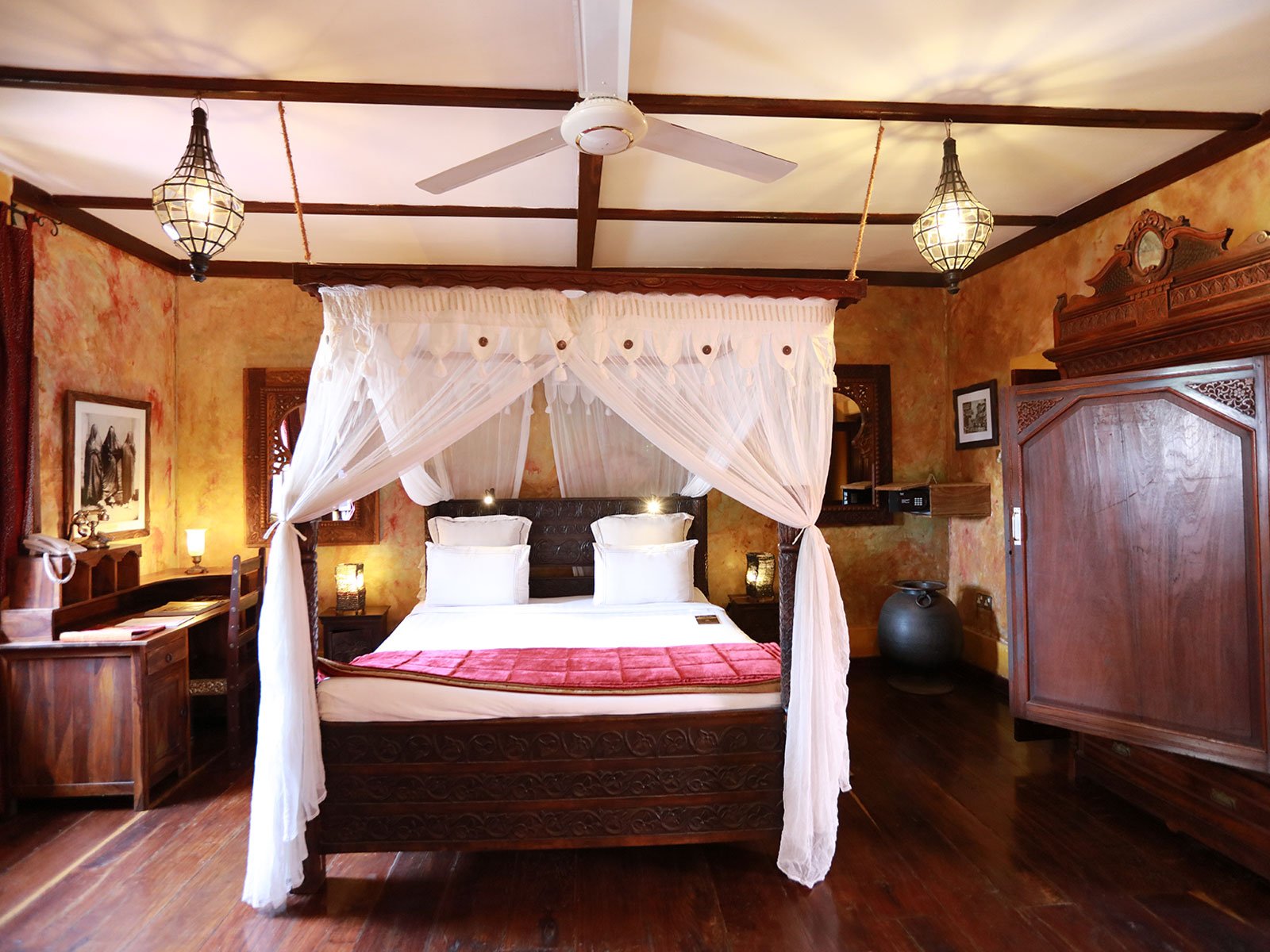 Jafferji House & Spa - Gallery Tours & Safaris
